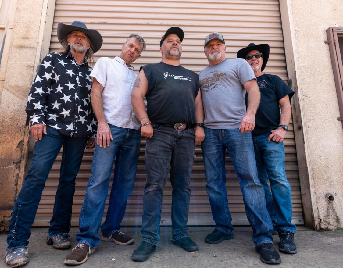 Escondido Musician Lefty Martin & His Right Hand Band | GigTown