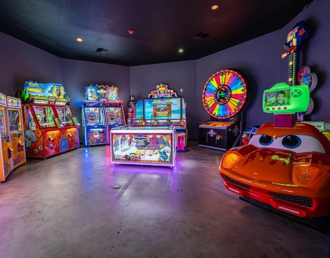 Live Music at MB2 Entertainment Bakersfield | Bakersfield Live Music Venues on GigTown