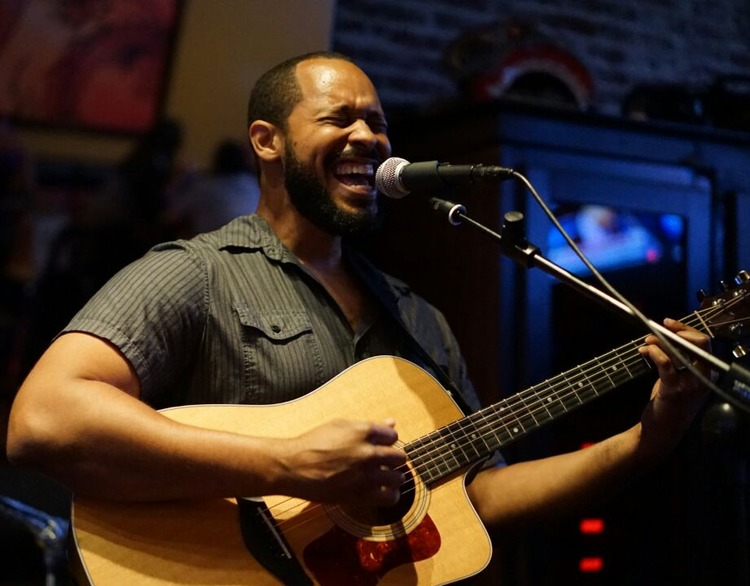 Orange Musician Roderick Chambers | GigTown